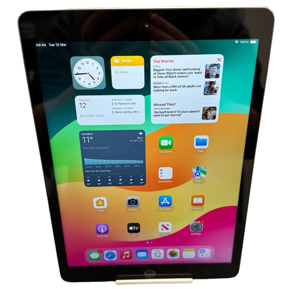 Apple iPad 8th Generation (32GB, Space Grey) - Own4Less